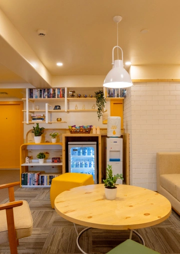 Bloom Hub | WEH Andheri - Best Hotel in Andheri East, Mumbai