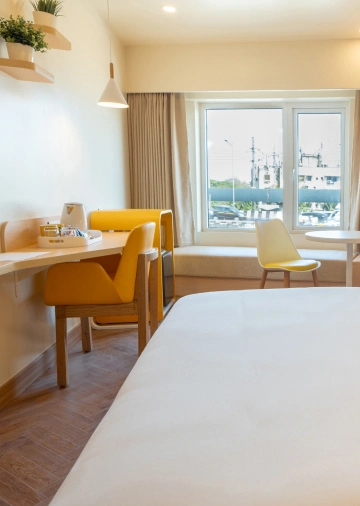 Bloom Hub | WEH Andheri - Best Hotel in Andheri East, Mumbai